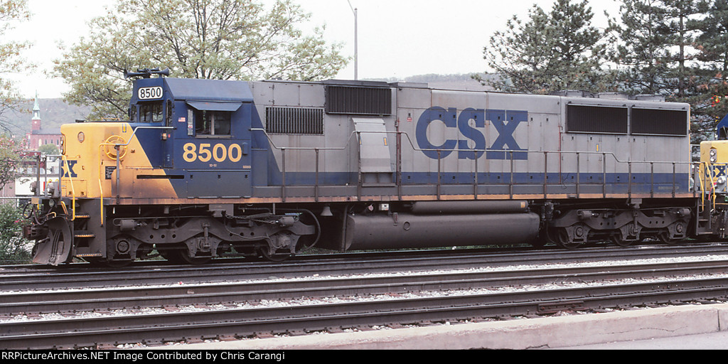CSXT 8500